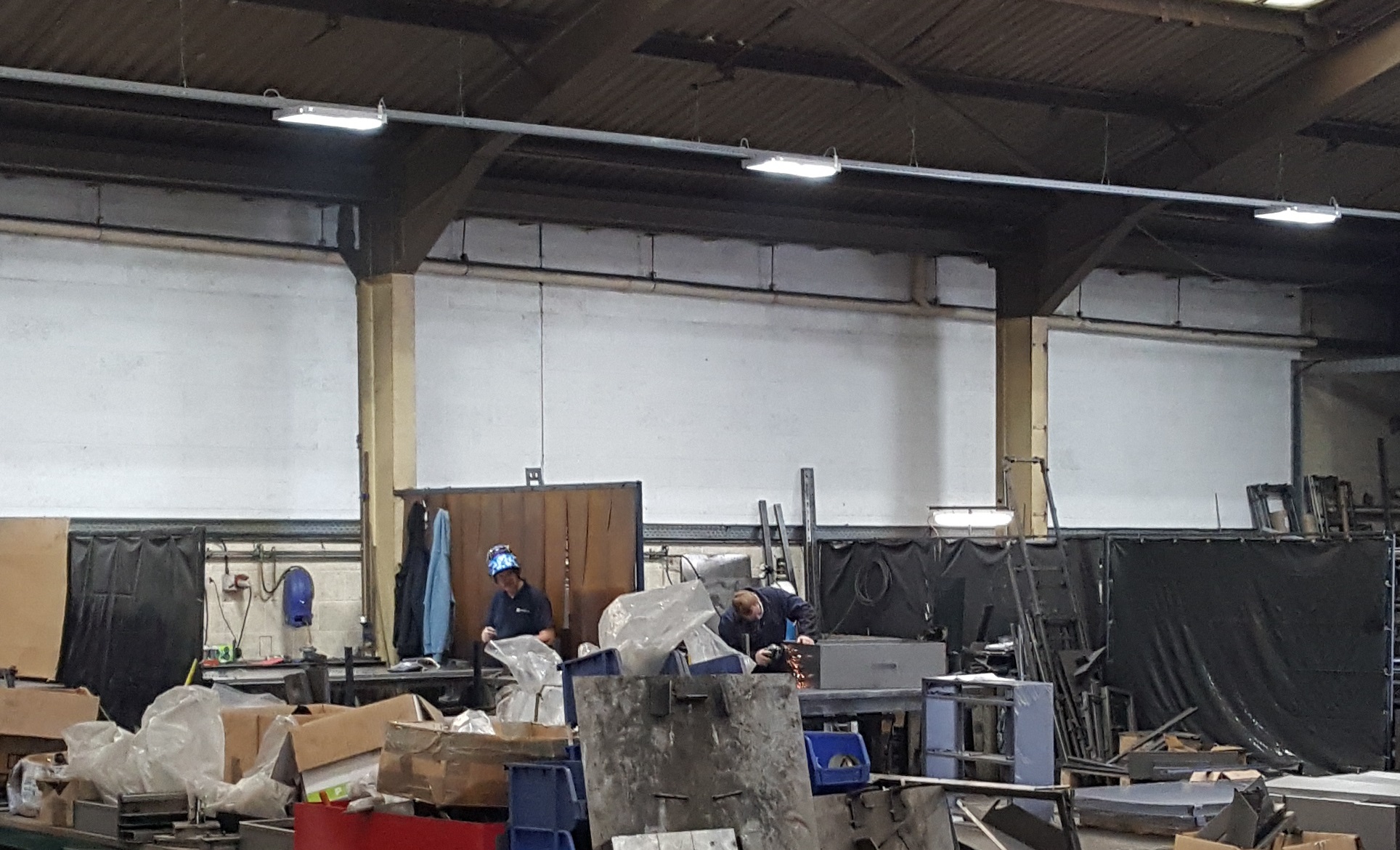 New LED lighting for manufacturing facility in Leicestershire saves costs